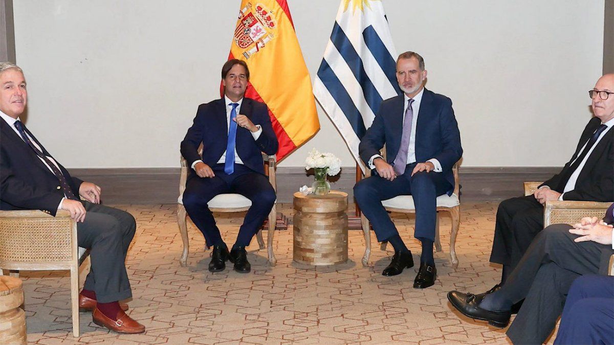 Gabriel Boric y Felipe VI, los encuentros bilaterales de Lacalle Pou en ...