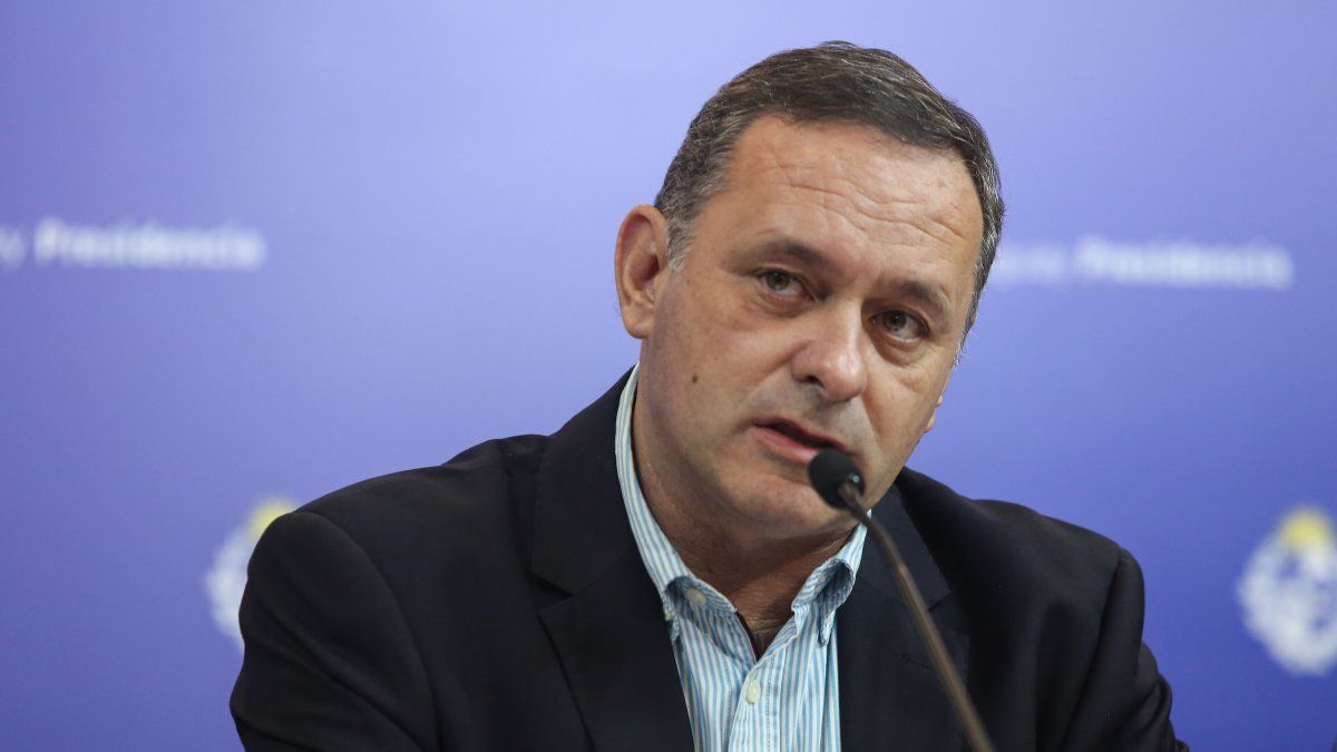 Delgado afirmó que nuevo impuesto que plantea Cosse a los combustibles ... Delgado afirmó que nuevo impuesto que plantea Cosse a los combustibles ...