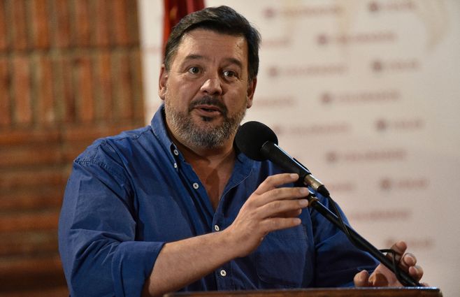 Adrián Peña: militante colorado desde su adolescencia, fue diputado ...