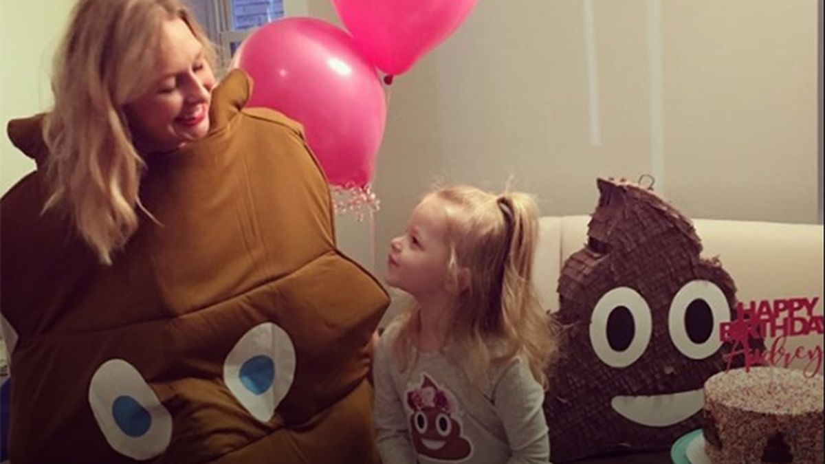 Caca fue el tema del cumpleaños número tres de una niña estadounidense