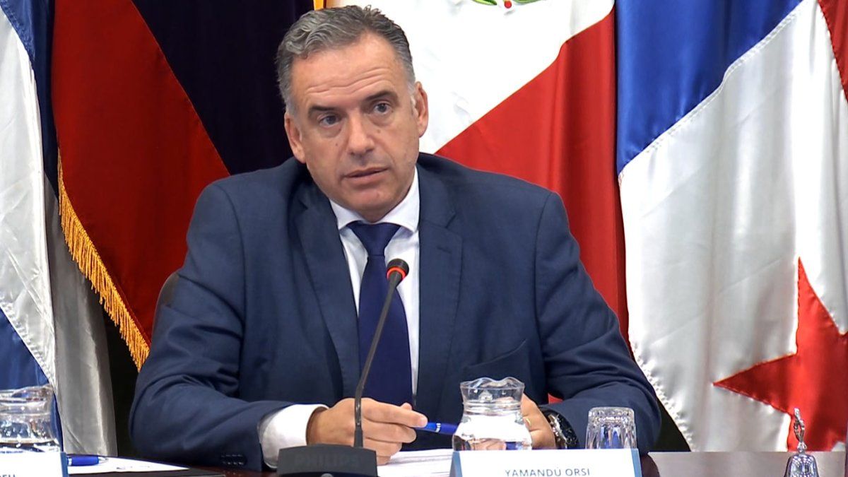 En este momento de incertidumbre reafirmamos nuestra vocación como país ...