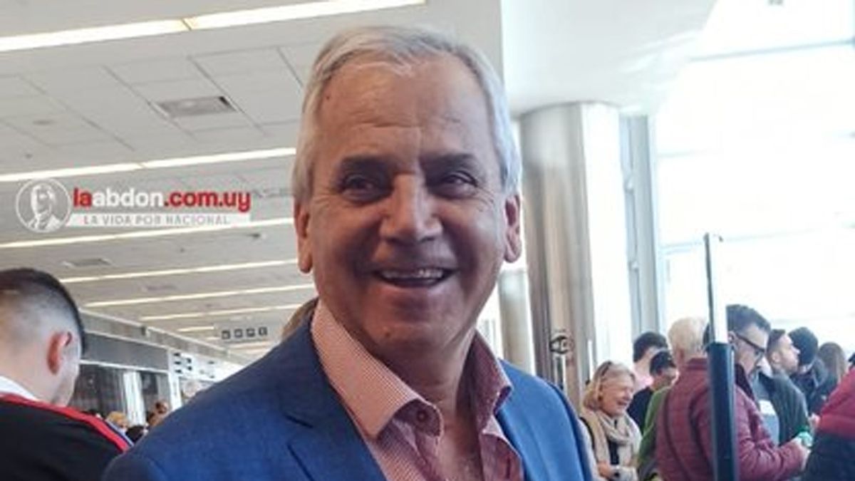 José Fuentes viajó a Madrid y esperan que vuelva con el sí de Luis Suárez