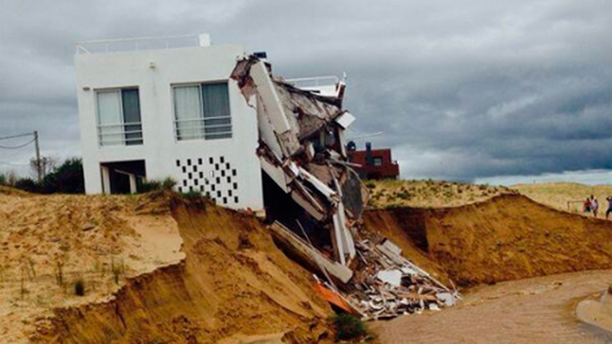 Derrumbes en Punta del Diablo y calles destrozadas en La Paloma