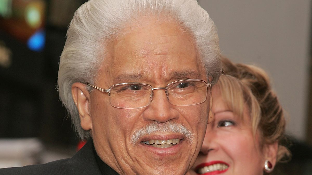 Murió Johnny Pacheco, el artista dominicano era considerado el padre de ...