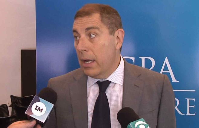 Es impostergable hacer un ajuste fiscal, señala economista Gabriel Oddone