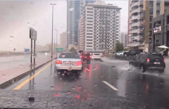 Lo lograron: científicos de Emiratos Árabes Unidos hicieron llover en el desierto