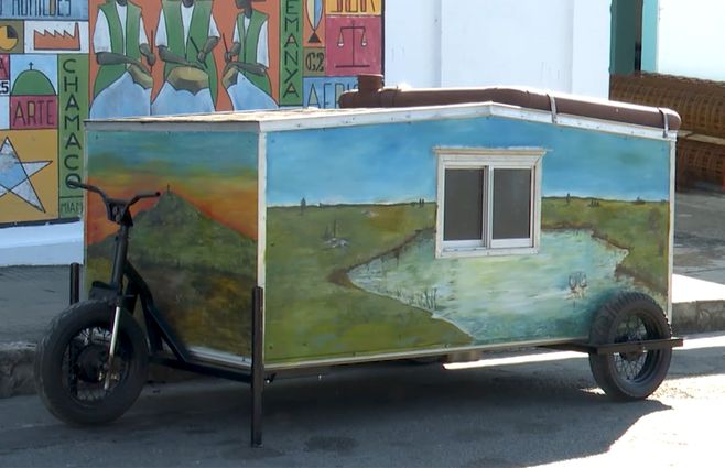 La cama rodante, la innovadora creación para que un hombre en silla de ...