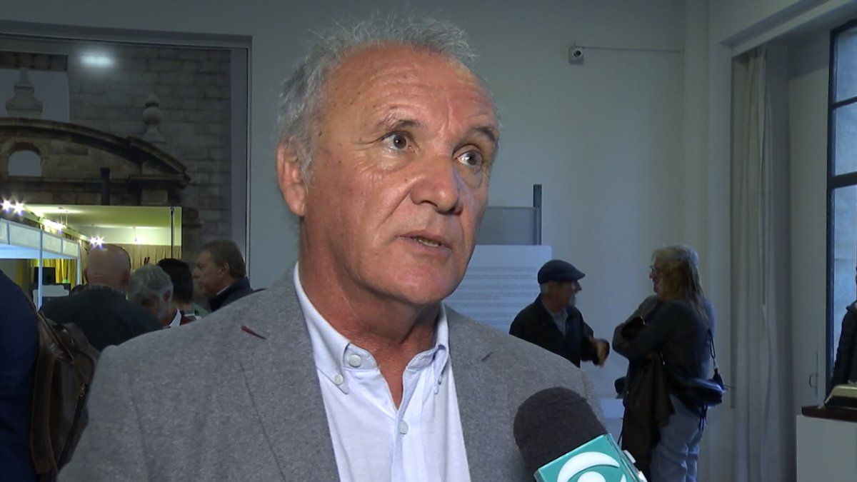 Richard Read se lanza a la política partidaria con sector propio y ...