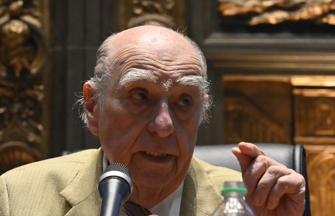 Nelson Fernández presentó su nuevo libro: ¡También Libertad! 40 años de ...