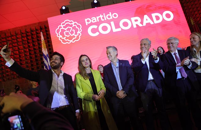 Interna del Partido Colorado: Ojeda 45%, Silva 21%, Viera 16% ...