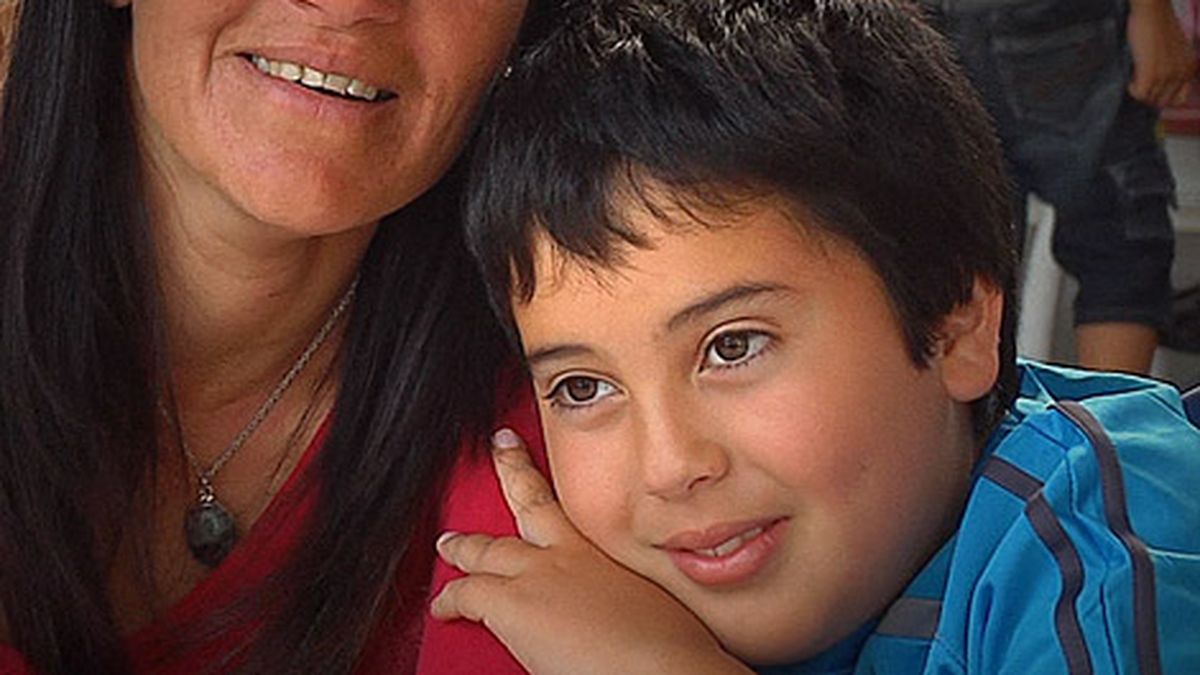 La historia de Lucas Babois, el niño Teleton 2011