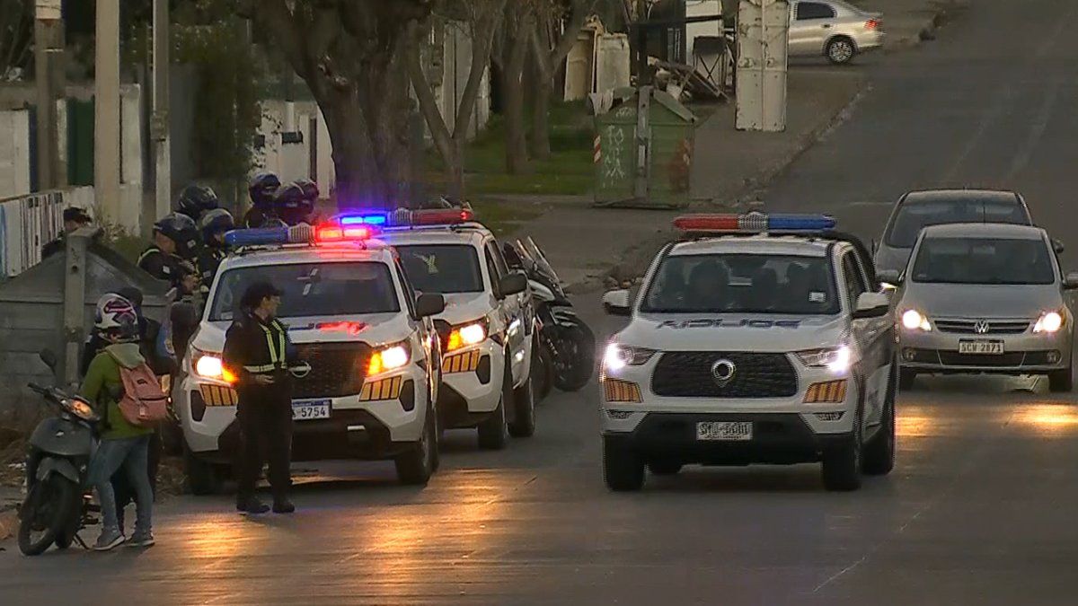 Policía reforzó patrullaje en Nuevo París y La Teja tras el asesinato ...