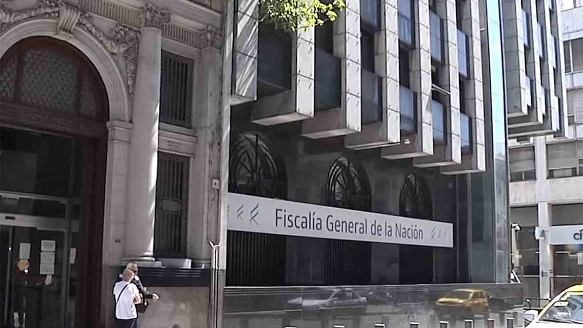 Ava nicks starbucks i met her on her initial day in town,