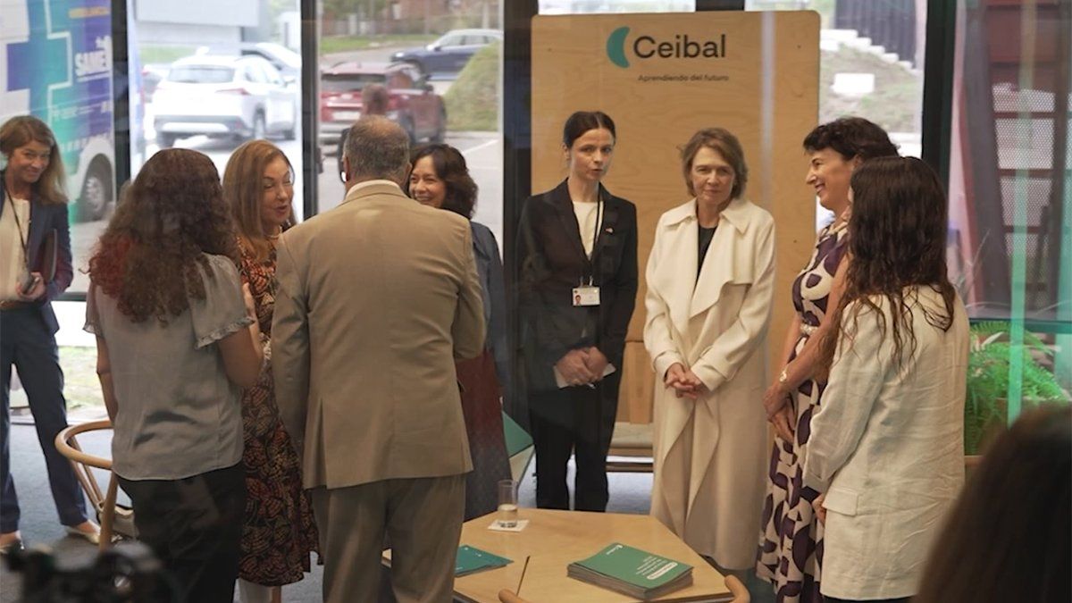 Plan Ceibal: el programa que hace 18 años integra la tecnología a la educación y fue elogiado ...