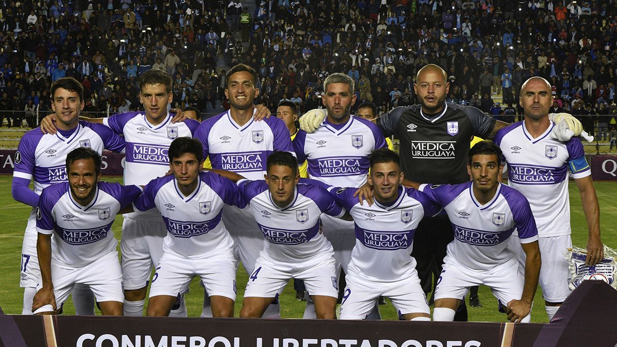 Debut y victoria 4-2 para Defensor ante Bolívar en la altura de La Paz