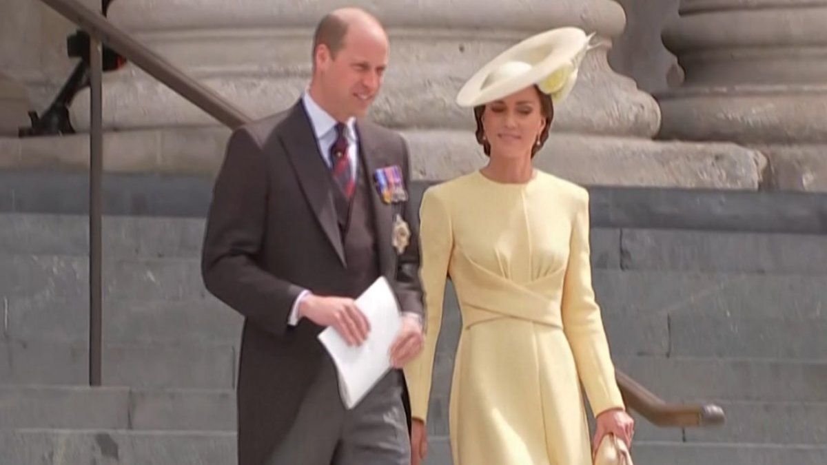 Kate Middleton y el príncipe William están extremadamente conmovidos por los mensajes de apoyo