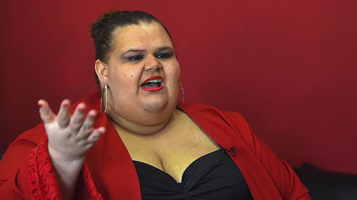 Michelle Suárez continúa ejerciendo como abogada pese a tener el título ...