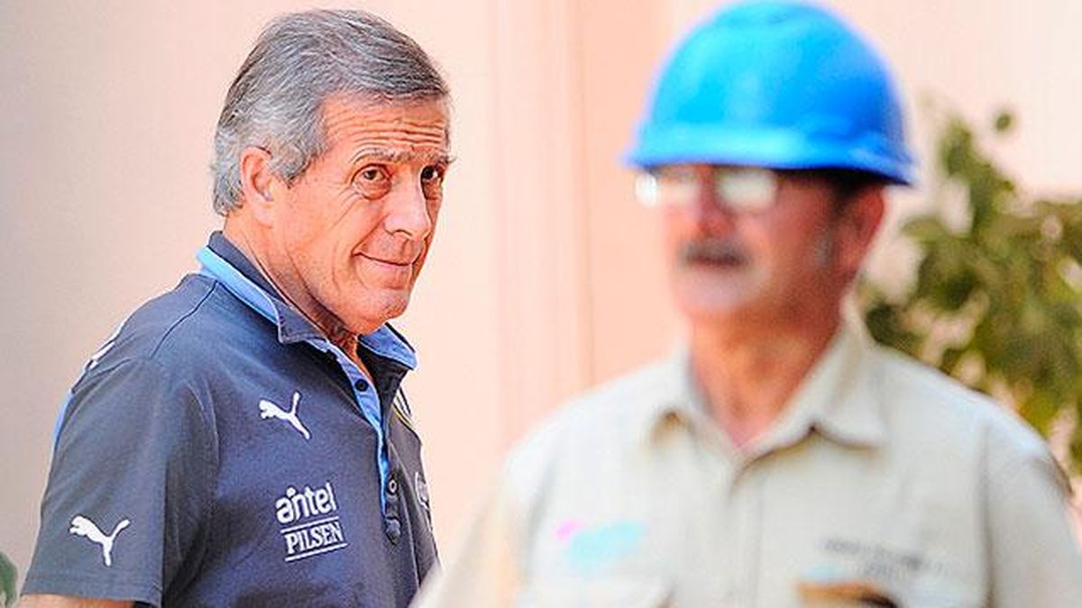 “En La Paz jugamos en desventaja y eso es indiscutible”, dijo Tabárez
