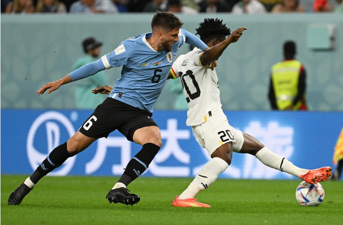 En imágenes: repasá el primer tiempo en el que Uruguay le gana 2 a 0 a Ghana