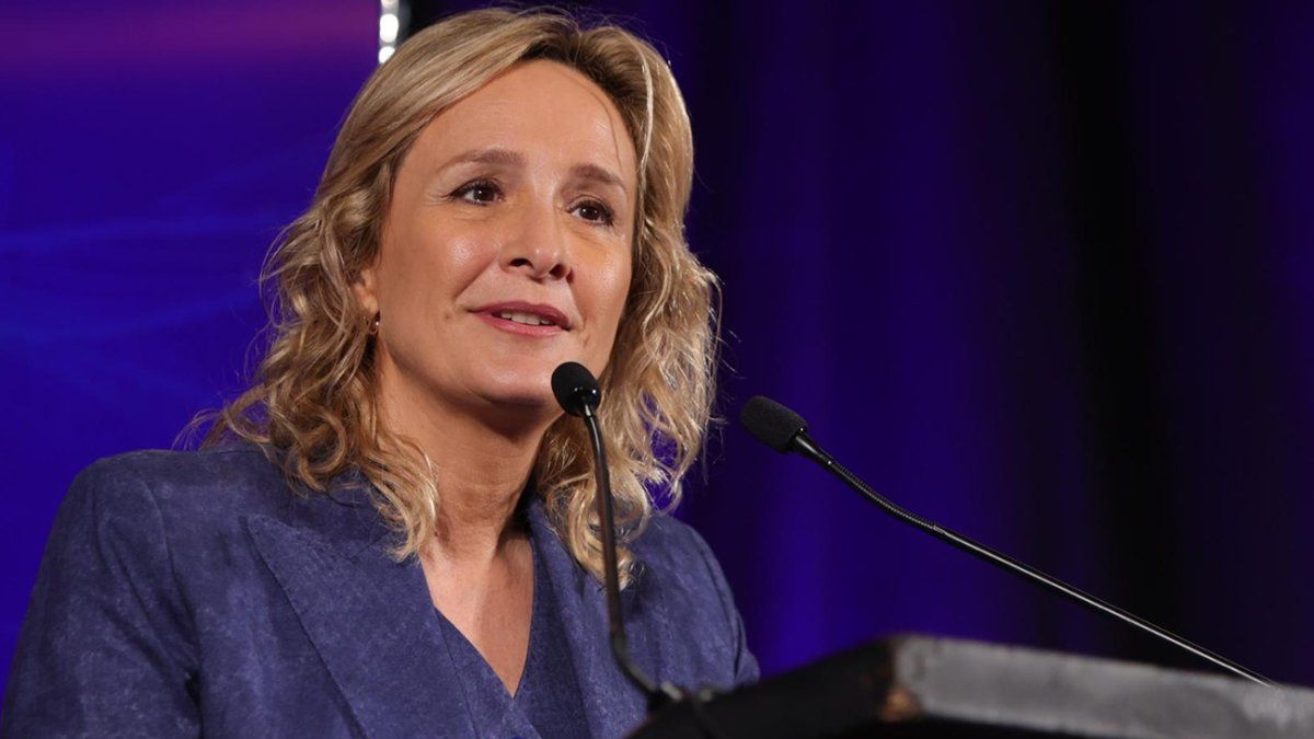 Raffo presentó medidas para desburocratizar, modernizar y digitalizar ...