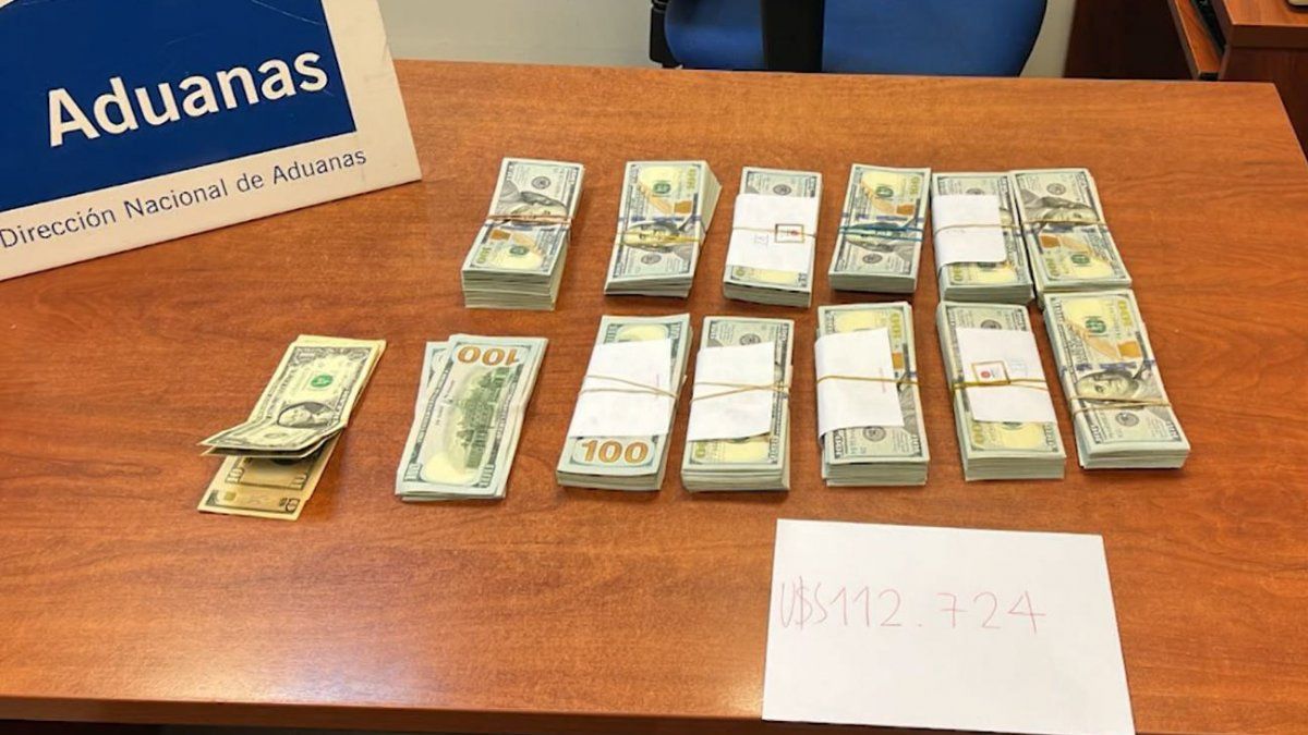 Aduanas incautó en Aeropuerto de Carrasco drogas, alhajas, monedas de ...