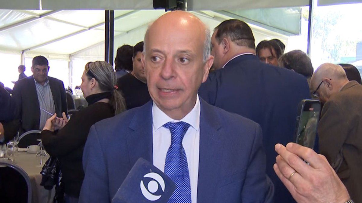 Javier García: El ministro del Interior inició su gestión declarándose derrotado frente al ...