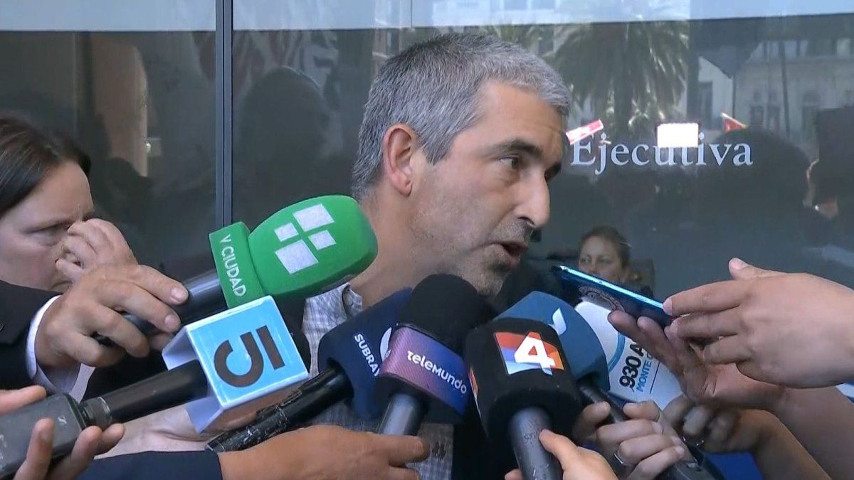 Ademu desafilió a Pablo Caggiani, presidente del Codicen, y a la mitad de las maestras de ...