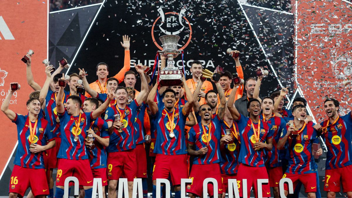 Barcelona venció 3-2 al Real Madrid: Ronald Araújo levantó el trofeo y ...