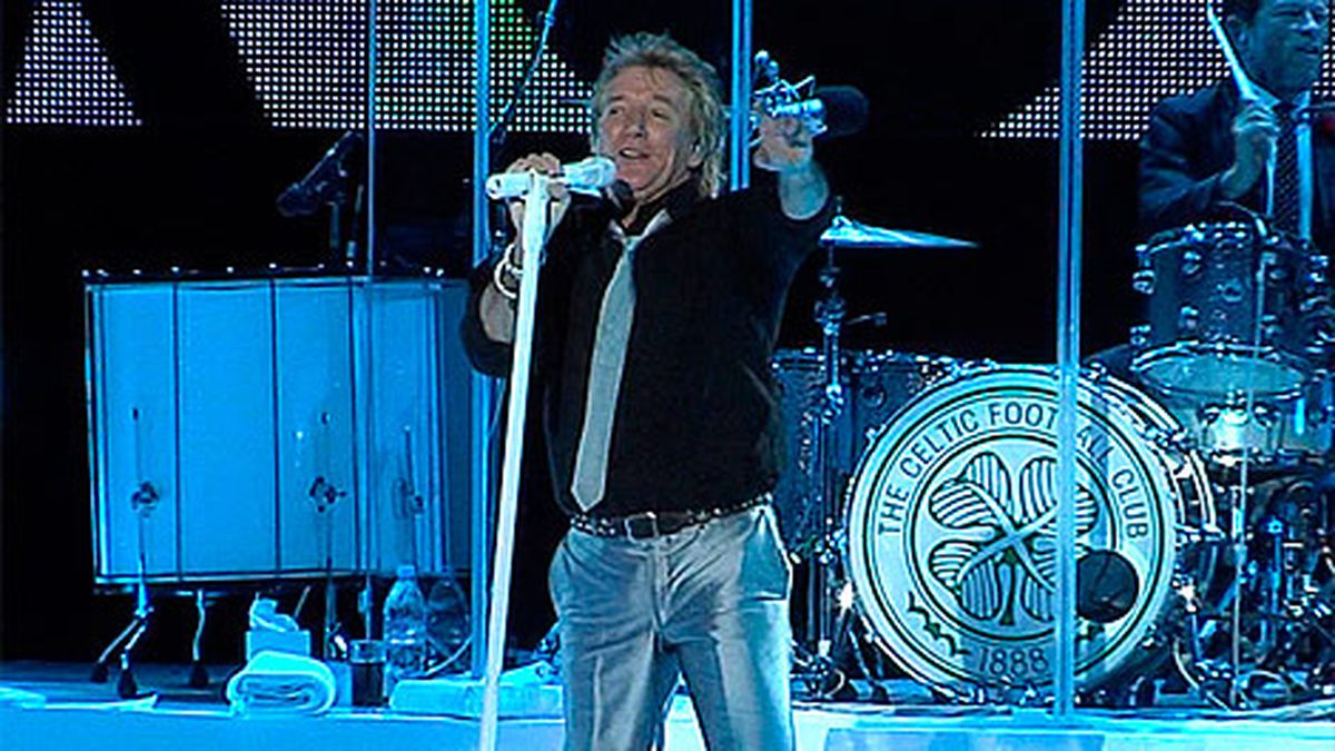 Rod Stewart y todos sus clásicos hicieron vibrar el Centenario