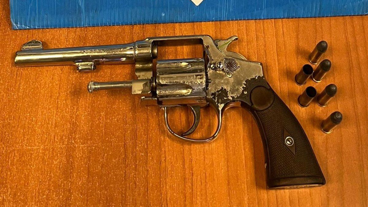 Persecución policial con disparos en Lezica: uno de los sospechosos fue ...