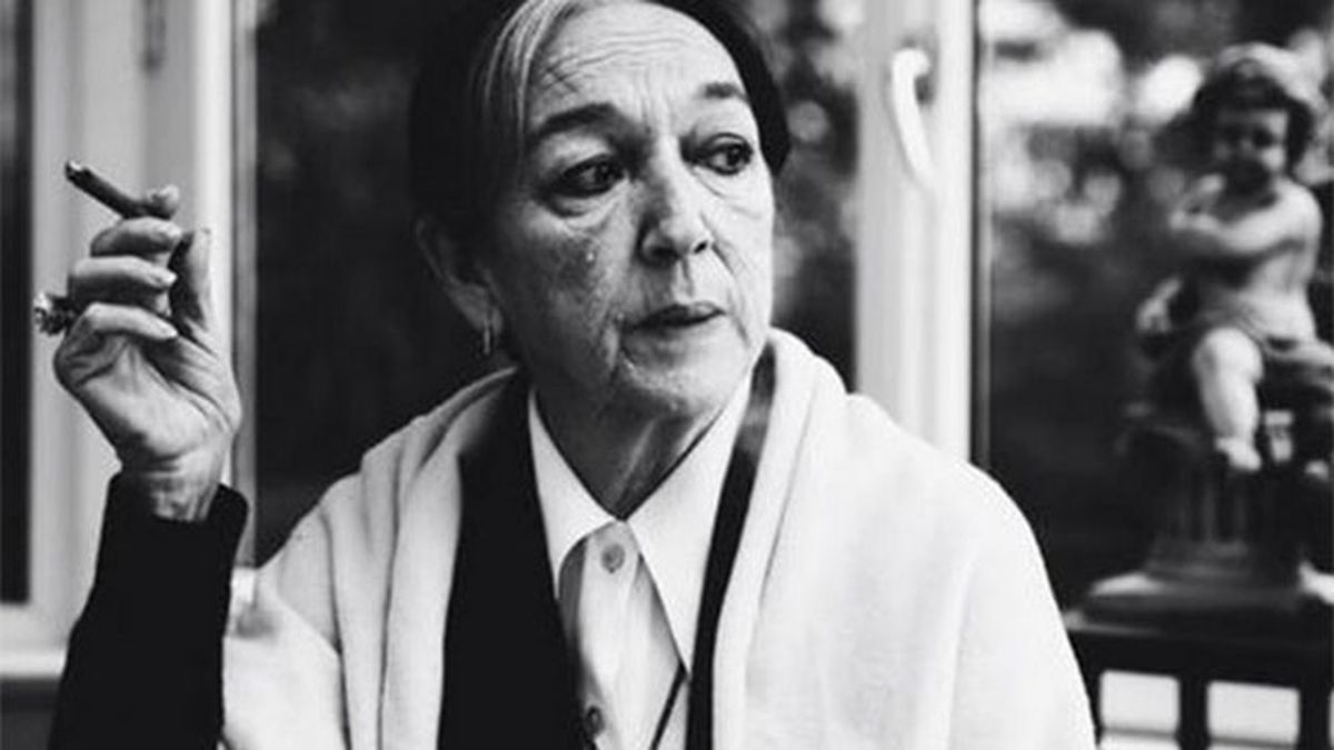 Fallece Tomris Incer, actriz de la telenovela Las mil y una noches