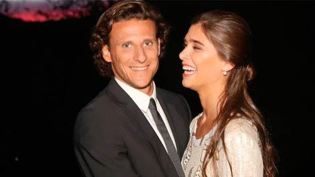 Nació Martín, el hijo de Diego Forlán y Paz Cardoso