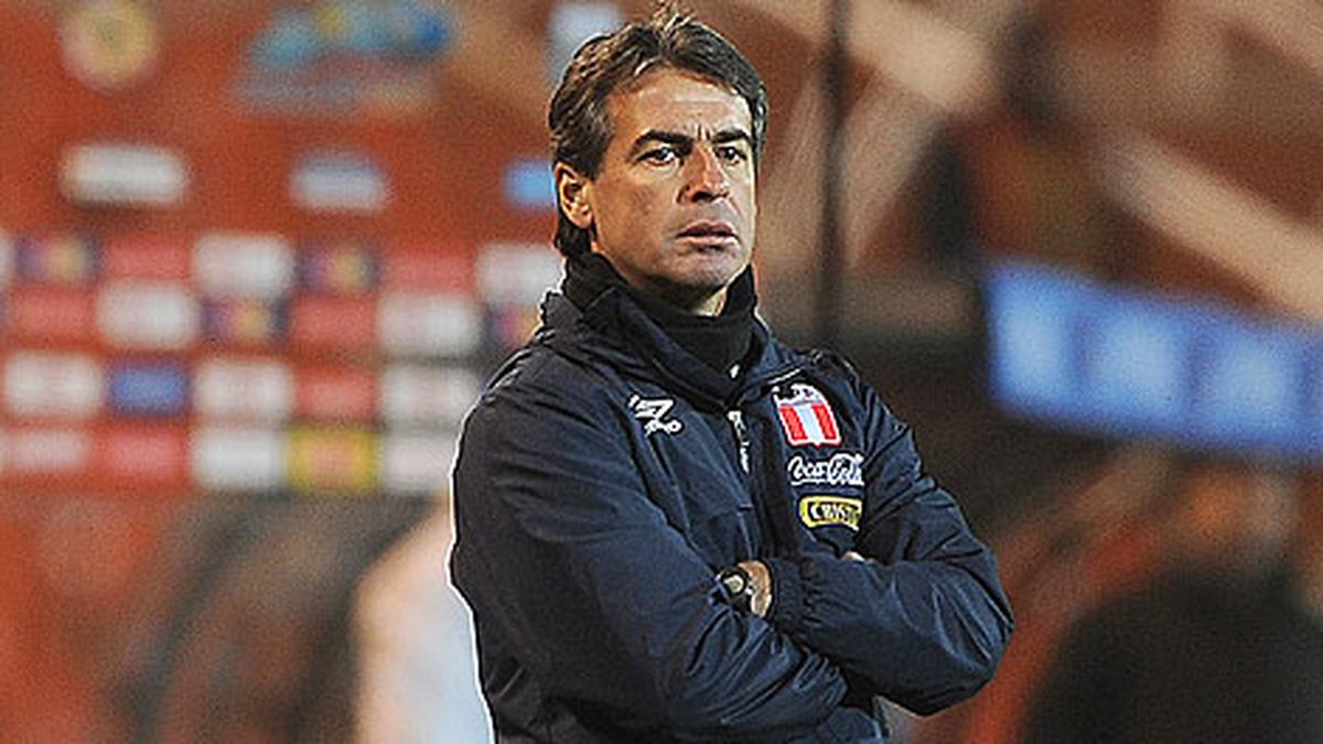 Pablo Bengoechea es el nuevo DT de Perú